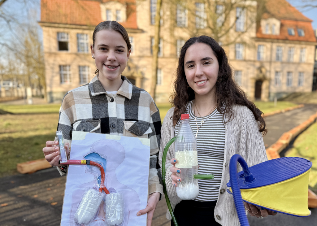 Maria Rademacher und Lisa Birmes gewinnen „Jugend forscht“ mit ...